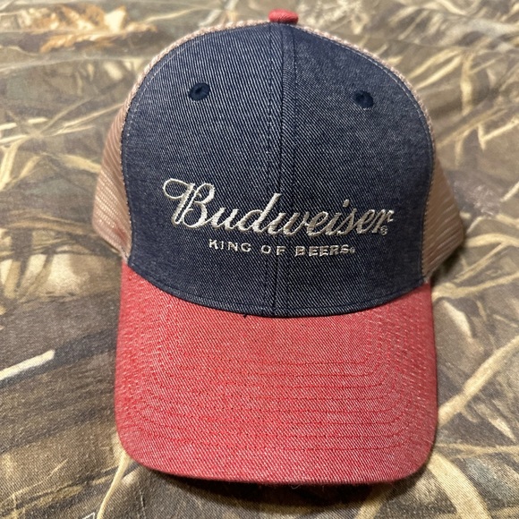 Budweiser | Accessories | Authentic Officially Licensed Budweiser ...